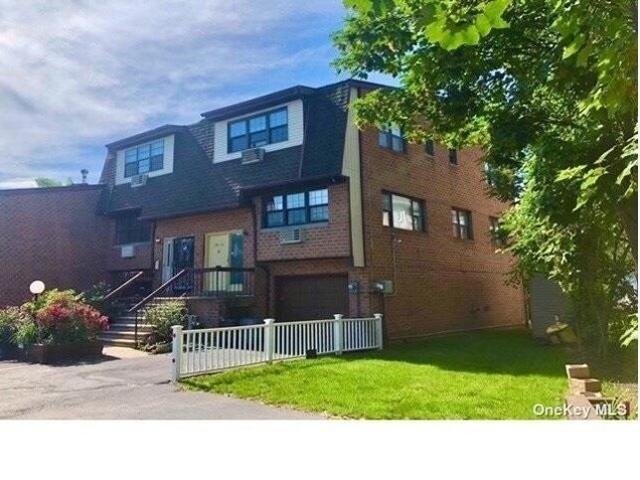 Ketch Ct, College Point, Condo For Sale