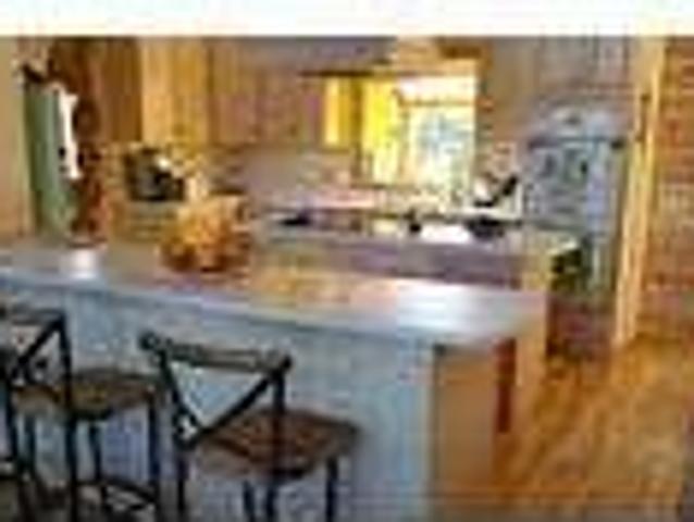 Ketchum 4 bedrooms 3 bathrooms pet friendly unit