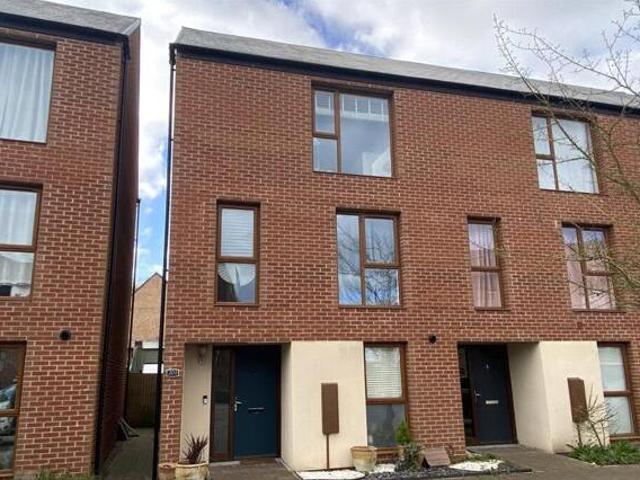Ketley, Ketley Park Road, Telford, 4 Bedroom End