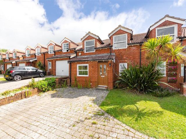 Kevin Gardens, Brighton BN2, 4 bed terraced house to rent, £2,300 pcm | PrimeLocation