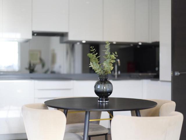 Kew Bridge Road, TW8 2 bed flat to rent £3,900 pcm £900 pw
