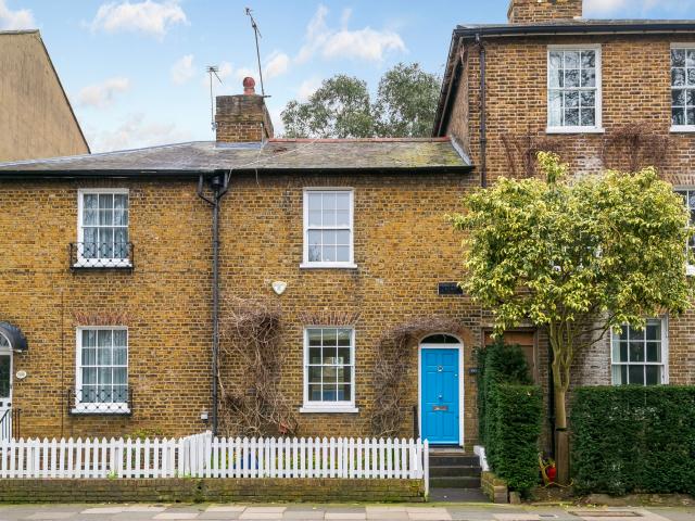 Kew Road, Kew, TW9