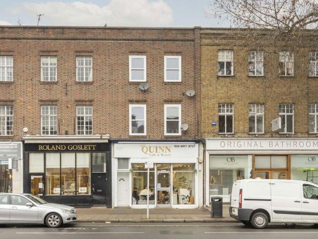Kew Road, Richmond TW9 3 bed house to rent £2,750 pcm £635 pw