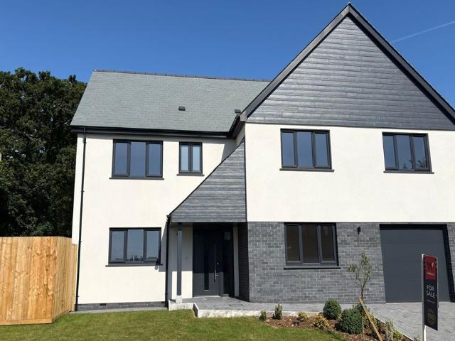 Kew Vena, Chapel PL15, 4 bed detached house to rent, £2,000 pcm | PrimeLocation