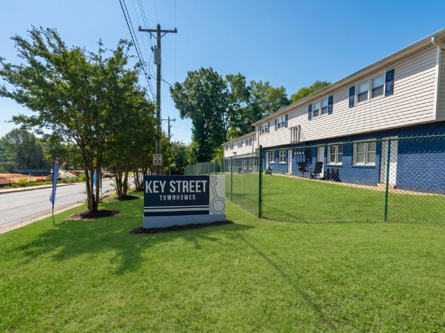 Key Street Townhomes 2 Bedroom Home for Rent at 601 Key St, Charlotte, NC 28208 Thomasboro Hoskins