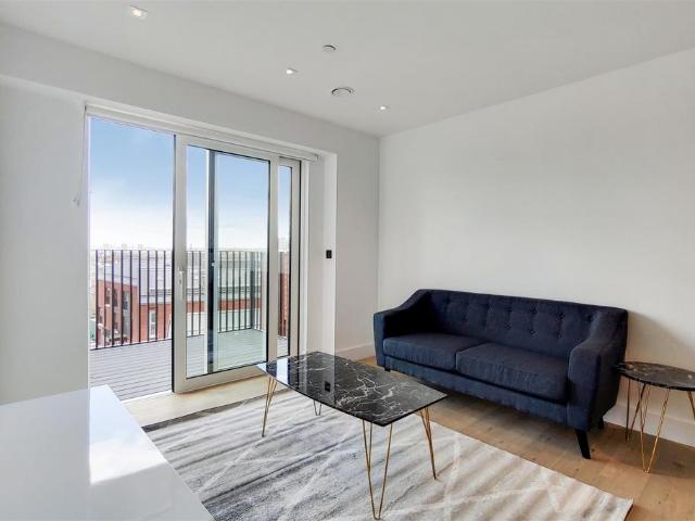Keybridge Capital, Vauxhall 1 bed apartment to rent £3,000 pcm £692 pw