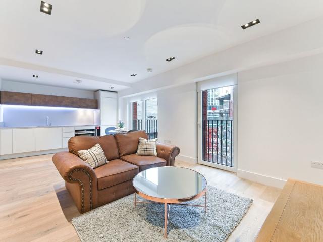 Keybridge House, 2 Exchange Gardens, Vauxhall, London SW8, Studio to rent, £2,350 pcm | PrimeLocation