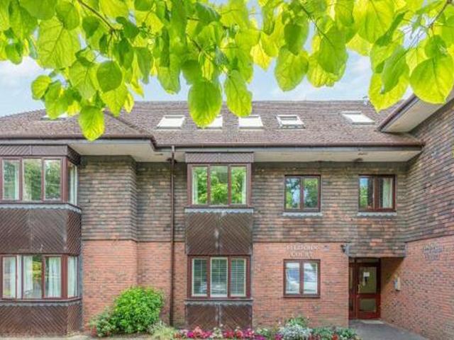 Keymer Road, Hassocks, 2 Bedroom Apartment