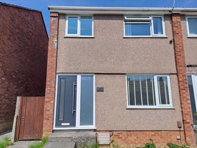 Keynsham BS31, 3 bed end terrace house to rent, £1,550 pcm | PrimeLocation