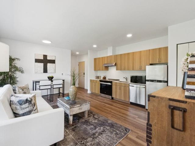 Keystone Apartments 2 Bedroom Apartment for Rent at 9208 20th Ave Sw, Seattle, WA 98106 South Delridge