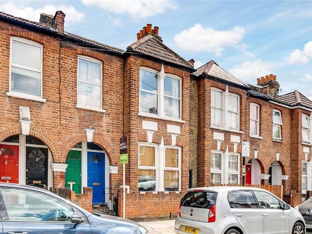 Khartoum Road, London SW17, 1 bed flat to rent, £2,000 pcm | PrimeLocation