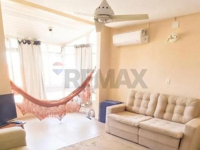 ki tine com infraestrutura piscina próximo do mar