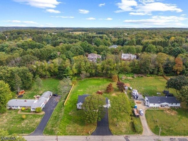 Kim Ln, Washington Township, Home For Sale