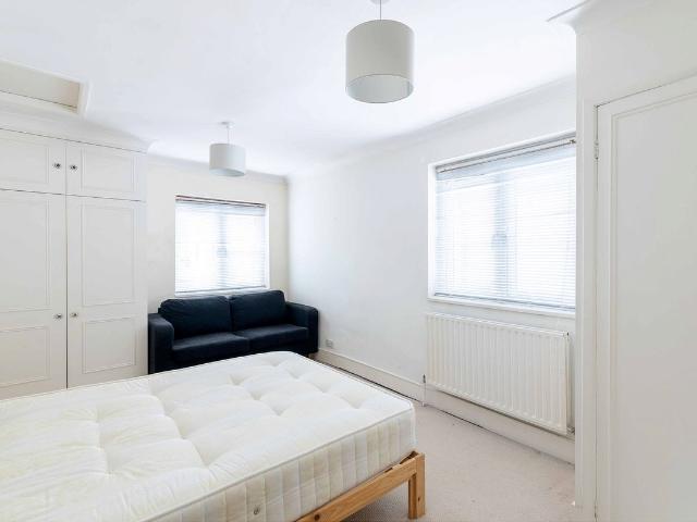 Kimbell Gardens, Parsons Green, London SW6, 1 bed property to rent, £1,150 pcm | PrimeLocation