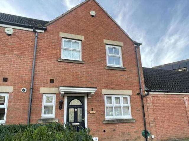 Kimberland Way, Abbeymead, 3 Bedroom Semi detached