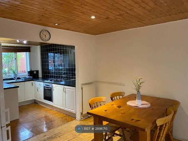 Kimberley Walk, Manchester M15, 4 bed semi detached house to rent, £1,500 pcm | PrimeLocation