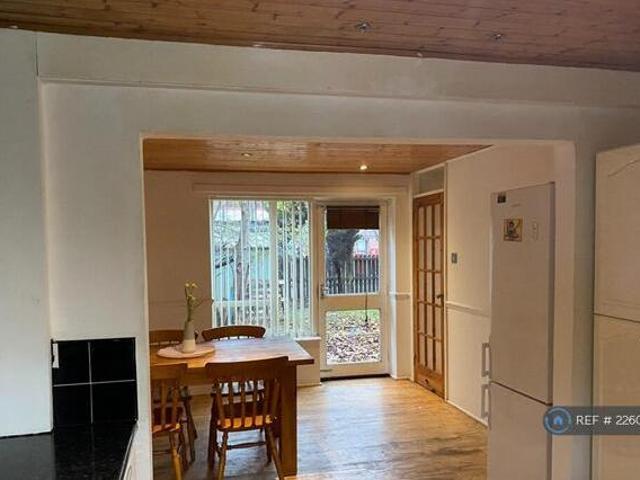Kimberley Walk, Manchester, 4 Bedroom Semi detached