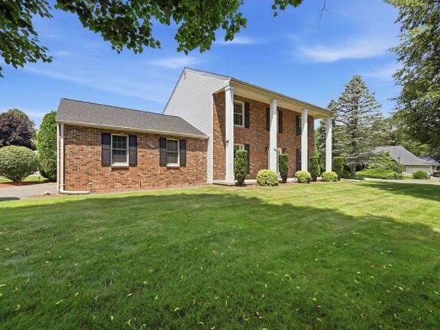Kimberly Dr, South Hadley, Home For Sale