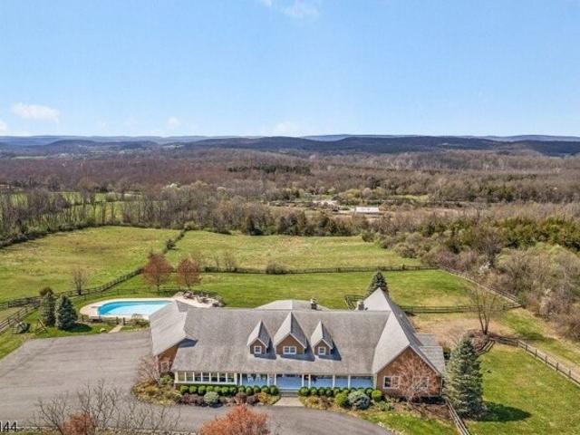 Kimble Ln, Sparta, Home For Sale