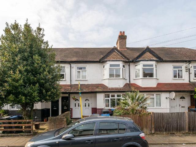 Kimble Road, Colliers Wood, London SW19, 2 bed maisonette to rent, £2,400 pcm | PrimeLocation