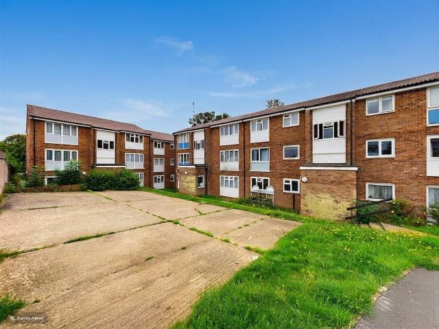 Kimpton Close, Hemel Hempstead, Hertfordshire HP2, 1 bed flat to rent, £1,100 pcm | PrimeLocation