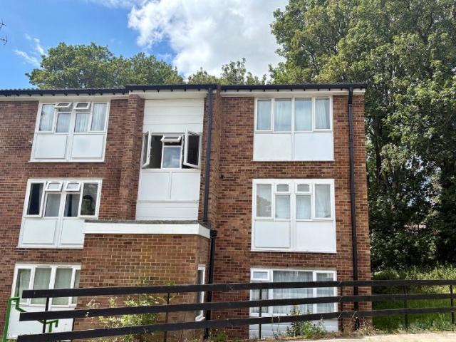 Kimpton Close, Hemel Hempstead HP2, 1 bed flat to rent, £1,000 pcm | PrimeLocation