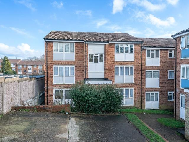 Kimpton Close, Hemel Hempstead HP2, 1 bed flat to rent, £1,150 pcm | PrimeLocation