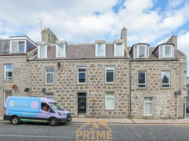 Kintore Place, Aberdeenshire, 2 Bedroom Flat