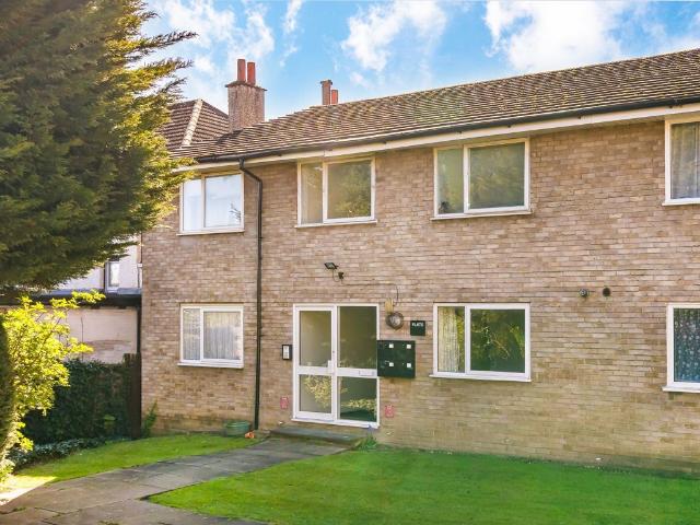 Kintyre Close, London SW16, 1 bed flat to rent, £1,400 pcm | PrimeLocation
