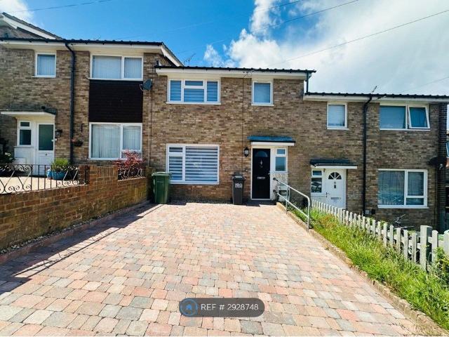 Kinver Lane, Bexhill On Sea TN40, 3 bed terraced house to rent, £1,400 pcm | PrimeLocation