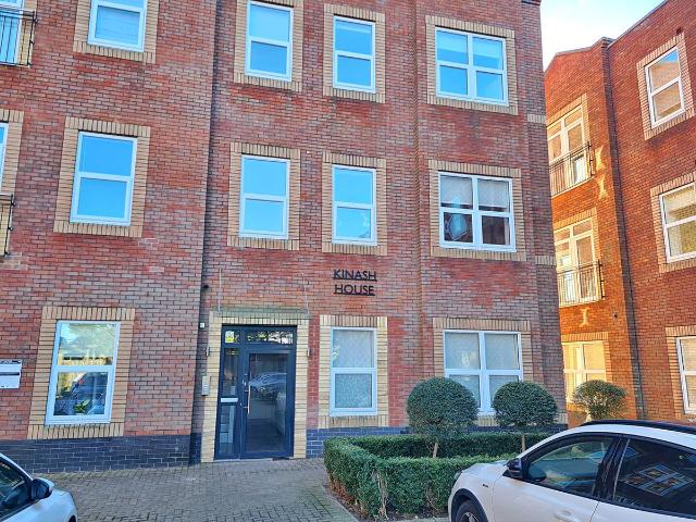 Kinash House, Rugby CV21, 2 bed flat to rent, £990 pcm | PrimeLocation