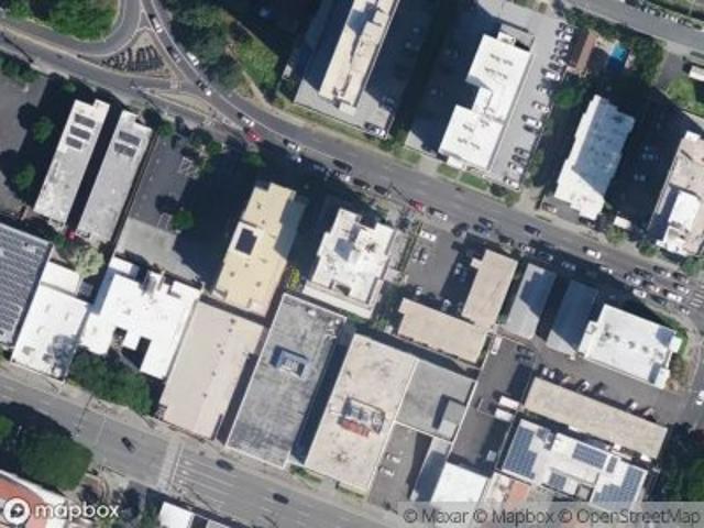 Kinau St