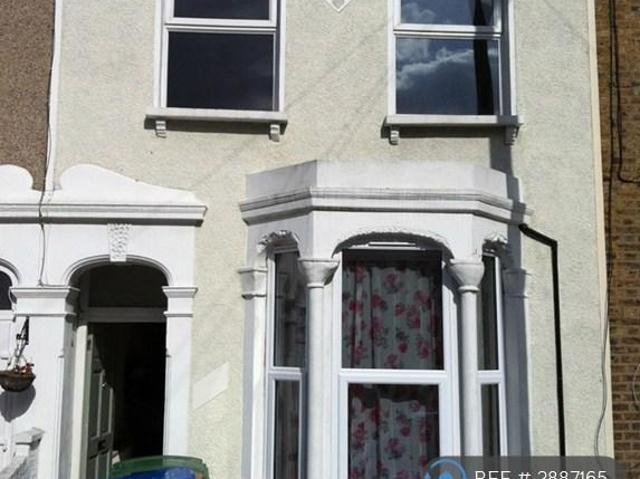 Kincaid Road, London, SE15 5 bed terraced house to rent £4,750 pcm £1,096 pw