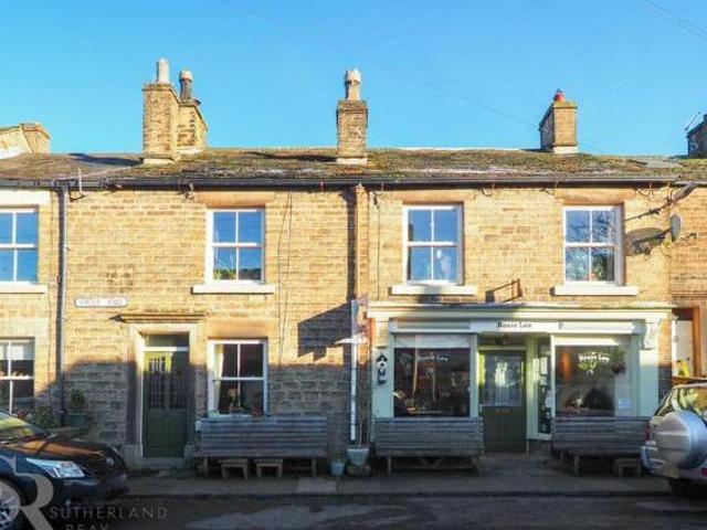 Kinder Road, Hayfield, 4 Bedroom End