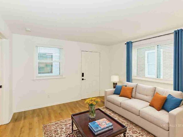 King and Co Charleston 1 Bedroom Apartment for Rent at 363 King St, Charleston, SC 29401