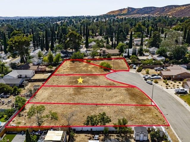 King, Banning, CA 92220
