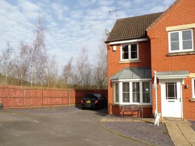 King Cup Drive, Huntington, 3 Bedroom Semi detached