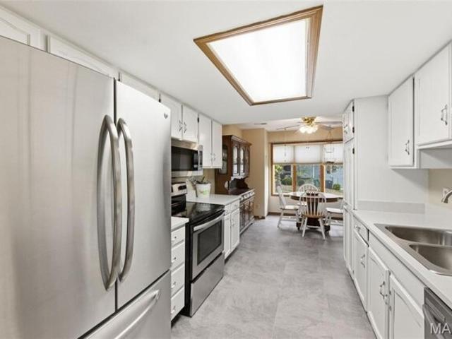 King Dr Unit C, Saint Charles, Home For Sale