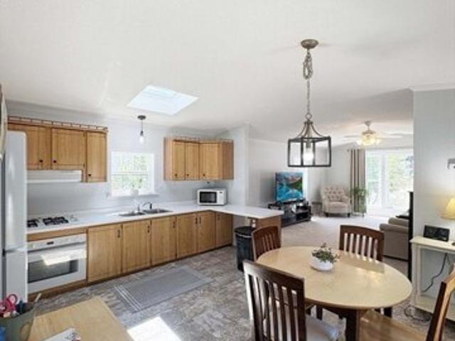 King Dr, Wareham, Property For Sale