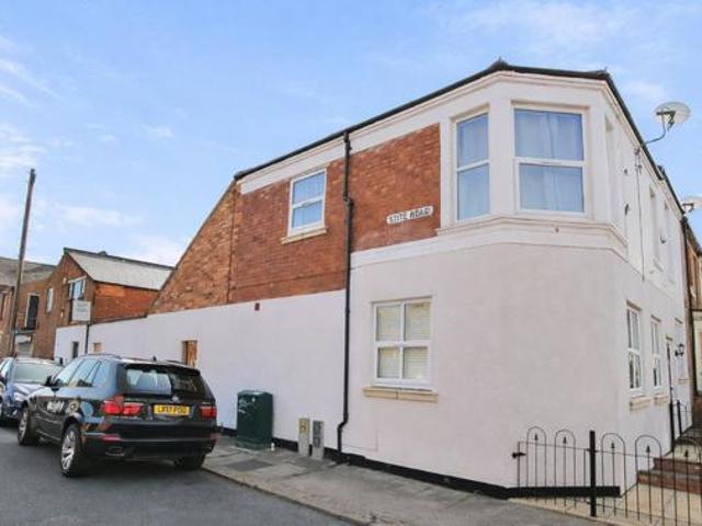 King Edward Road, Abington, 1 Bedroom Property