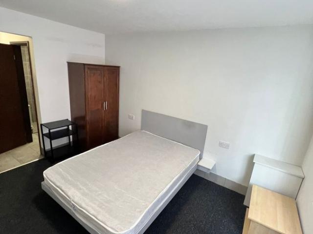 King Edward Road, Doncaster DN4, Room to rent, £520 pcm | PrimeLocation