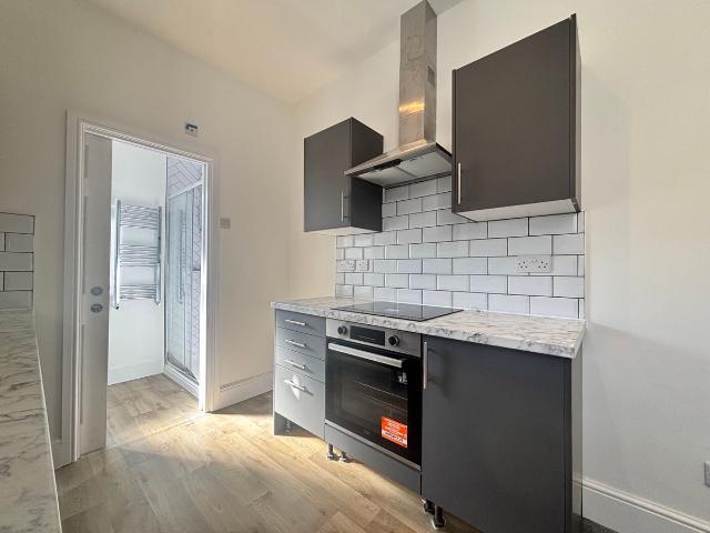 King Edward Road, Rugby CV21, 1 bed flat to rent, £850 pcm | PrimeLocation