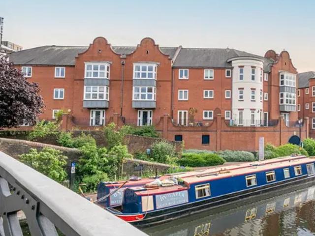 King Edwards Drive, Park Central, B16 8AB, United Kingdom | 3 bed apartment for rent #165550083 | Rentberry