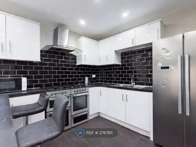 King Edward's Road, Swansea SA1, 6 bed terraced house to rent, £1,800 pcm | PrimeLocation