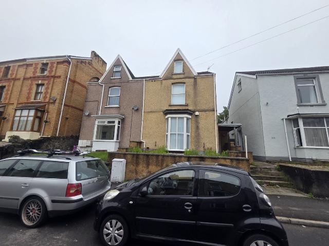 King Edward's Road, Swansea SA1, 2 bed flat to rent, £900 pcm | PrimeLocation