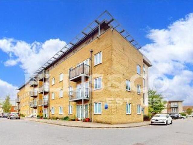 King George Crescent, Wembley, 2 Bedroom Apartment