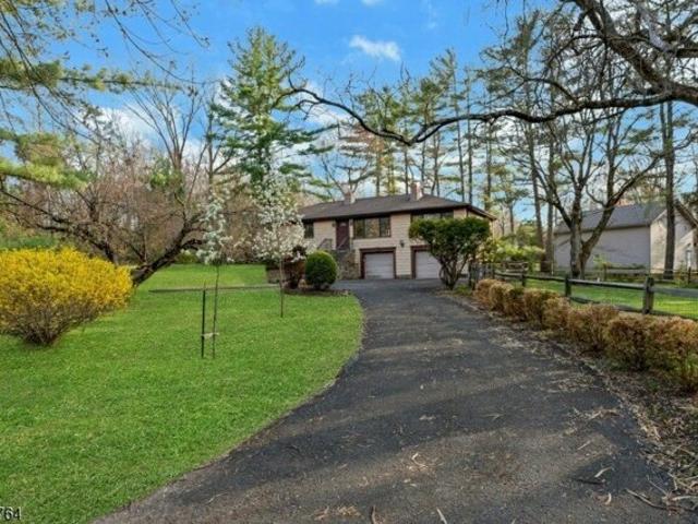 King George Rd, Warren Twp, Home For Sale