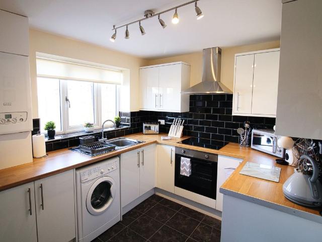 King Georges Road, Doncaster DN11, 5 bed shared accommodation to rent, £563 pcm | PrimeLocation