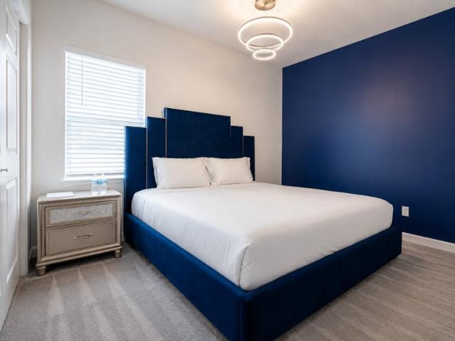 King Haven Suite with Private BathPool & Gym Acce