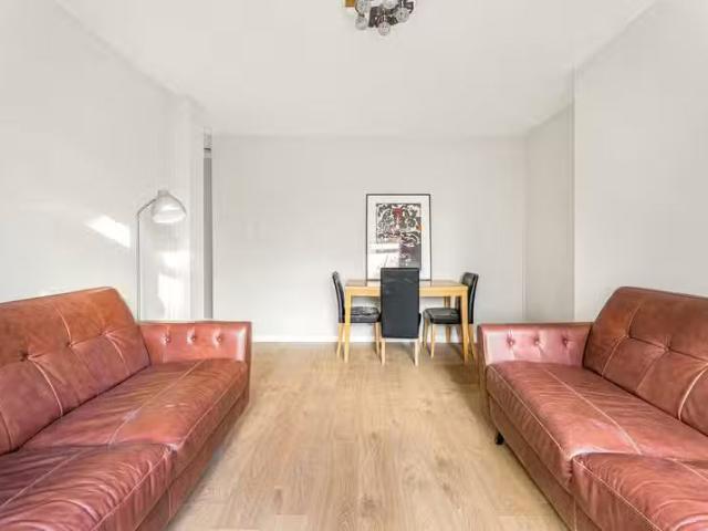 King Henrys Walk, London, N1 4NT